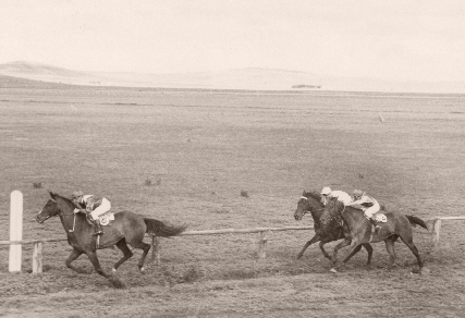 History – Adaminaby Races