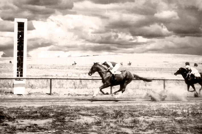 History – Adaminaby Races